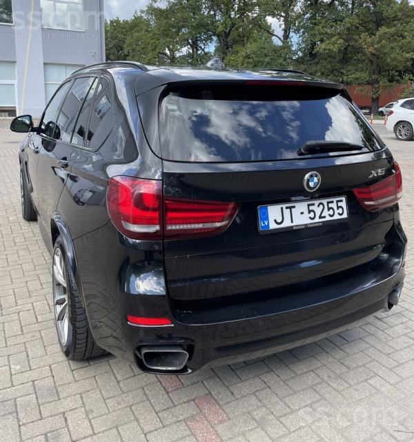 BMW X5 2013 Rīga vietnē Melns BMW X5 2013 Rīga, ar dzinēja tilpumu 3.00 L un nobraukumu 222 tūkst. km par 18900 €, foto 5 vietnē AUTOMOTO.COM.LV