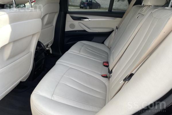 BMW X5 2013 Rīga vietnē Melns BMW X5 2013 Rīga, ar dzinēja tilpumu 3.00 L un nobraukumu 222 tūkst. km par 18900 €, foto 6 vietnē AUTOMOTO.COM.LV