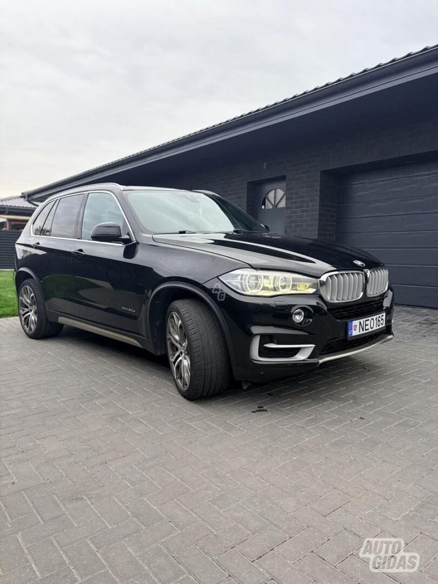 Melns BMW X5 2013 Kauņa, ar dzinēja tilpumu 3.00 L un nobraukumu 274 tūkst. km par 15800 €, foto 1 vietnē AUTOMOTO.COM.LV