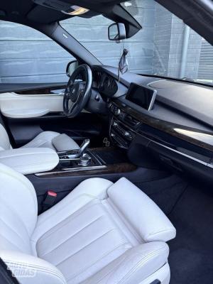 Melns BMW X5 2013 Kauņa, ar dzinēja tilpumu 3.00 L un nobraukumu 274 tūkst. km par 15800 €, foto 6 vietnē AUTOMOTO.COM.LV