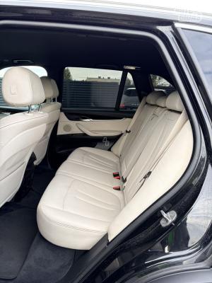 Melns BMW X5 2013 Kauņa, ar dzinēja tilpumu 3.00 L un nobraukumu 274 tūkst. km par 15800 €, foto 10 vietnē AUTOMOTO.COM.LV