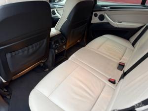 Black BMW X5 2013 in Kaunas, with an engine capacity of 3.00 L and mileage of 340 thousand km for 10900 €, photo 36 on AUTOMOTO.COM.LV