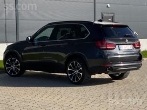 Melns BMW X5 2014 Rīga, ar dzinēja tilpumu 3.00 L un nobraukumu 245 tūkst. km par 6450 €, foto 7 vietnē AUTOMOTO.COM.LV