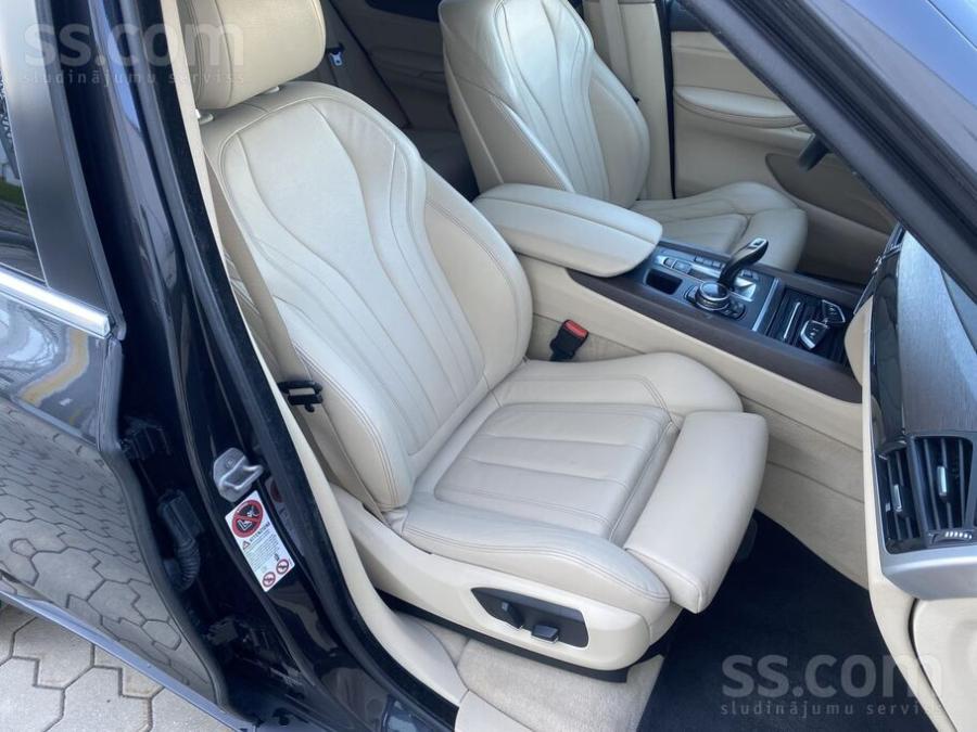 Melns BMW X5 2014 Rīga, ar dzinēja tilpumu 3.00 L un nobraukumu 245 tūkst. km par 6450 €, foto 25 vietnē AUTOMOTO.COM.LV
