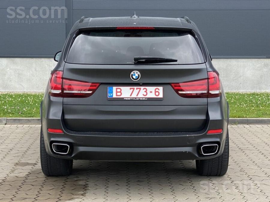 Melns BMW X5 2014 Rīga, ar dzinēja tilpumu 3.00 L un nobraukumu 231 tūkst. km par 23490 €, foto 7 vietnē AUTOMOTO.COM.LV