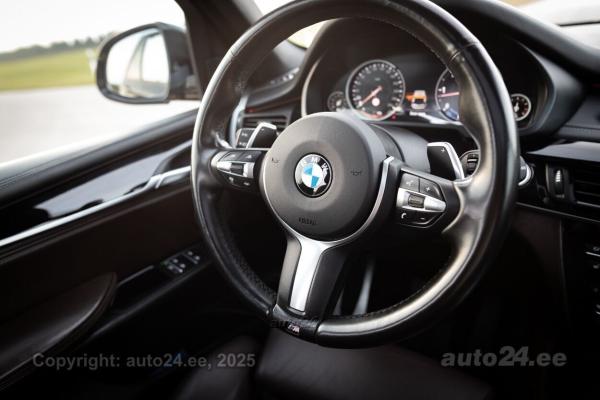 Melns BMW X5 2014 Tallina, ar dzinēja tilpumu 3.00 L un nobraukumu 186 tūkst. km par 23900 €, foto 11 vietnē AUTOMOTO.COM.LV