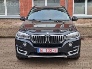 Black BMW X5 2014 in Ogre, with an engine capacity of 2.00 L and mileage of 0 thousand km for 17550 €, photo 2 on AUTOMOTO.COM.LV