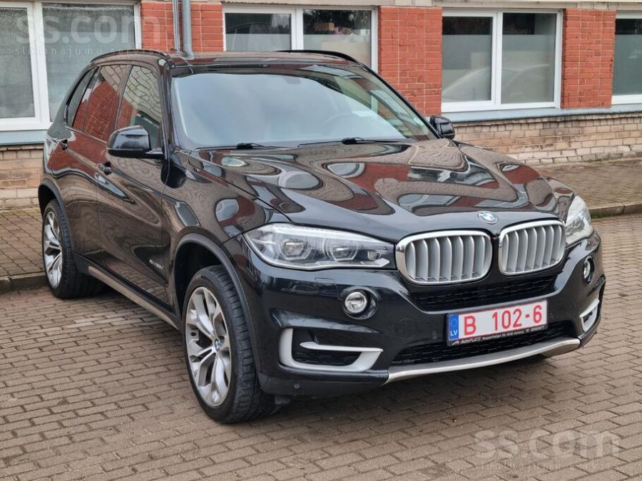 Black BMW X5 2014 in Ogre, with an engine capacity of 2.00 L and mileage of 0 thousand km for 17550 €, photo 3 on AUTOMOTO.COM.LV