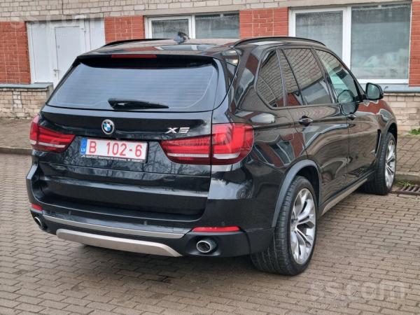 Melns BMW X5 2014 Ogre, ar dzinēja tilpumu 2.00 L un nobraukumu 0 tūkst. km par 17550 €, foto 8 vietnē AUTOMOTO.COM.LV