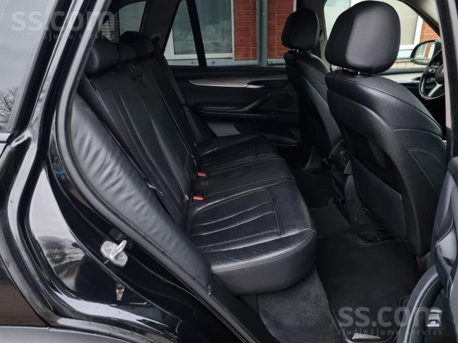 Black BMW X5 2014 in Ogre, with an engine capacity of 2.00 L and mileage of 0 thousand km for 17550 €, photo 11 on AUTOMOTO.COM.LV