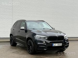 Black BMW X5 2014 in Riga, with an engine capacity of 3.00 L and mileage of 324 thousand km for 18500 €, photo 3 on AUTOMOTO.COM.LV