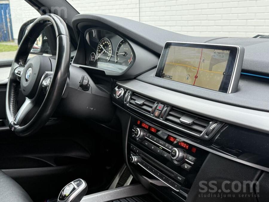 Black BMW X5 2014 in Riga, with an engine capacity of 3.00 L and mileage of 324 thousand km for 18500 €, photo 10 on AUTOMOTO.COM.LV
