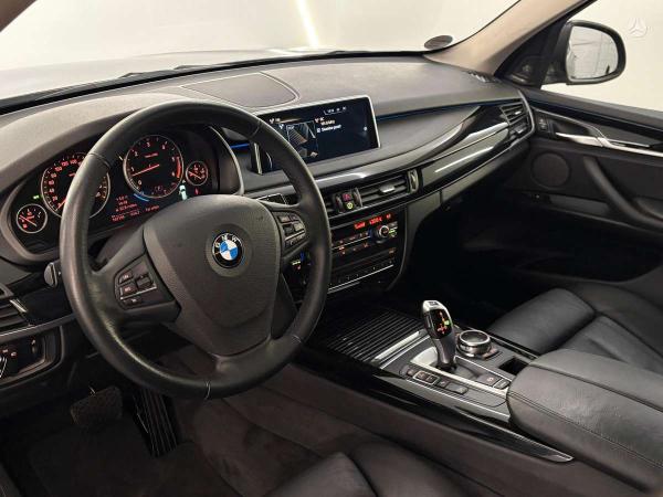 Black BMW X5 2014 in Marijampole, with an engine capacity of 2.99 L and mileage of 169 thousand km for 17650 €, photo 2 on AUTOMOTO.COM.LV