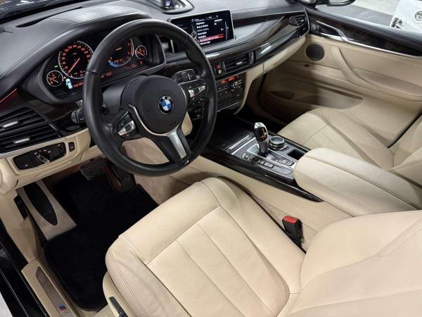 Black BMW X5 2014 in Marijampole, with an engine capacity of 2.99 L and mileage of 265 thousand km for 18999 €, photo 2 on AUTOMOTO.COM.LV