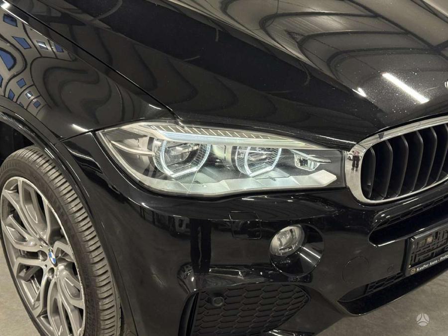 Melns BMW X5 2014 Marijampole, ar dzinēja tilpumu 2.99 L un nobraukumu 265 tūkst. km par 18999 €, foto 33 vietnē AUTOMOTO.COM.LV