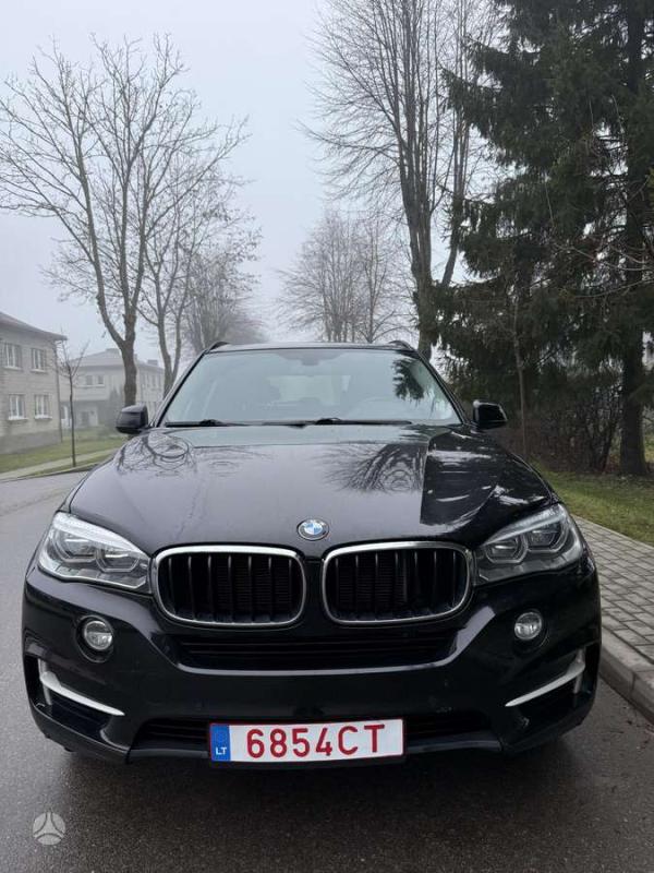 Black BMW X5 2014 in Klaipeda, with an engine capacity of 2.98 L and mileage of 270 thousand km for 14500 €, photo 4 on AUTOMOTO.COM.LV