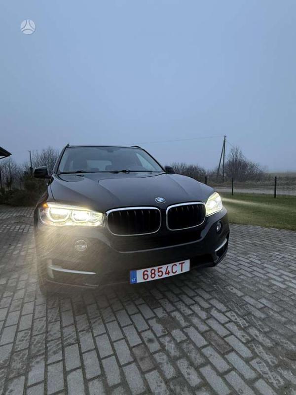 Black BMW X5 2014 in Klaipeda, with an engine capacity of 2.98 L and mileage of 270 thousand km for 14500 €, photo 6 on AUTOMOTO.COM.LV