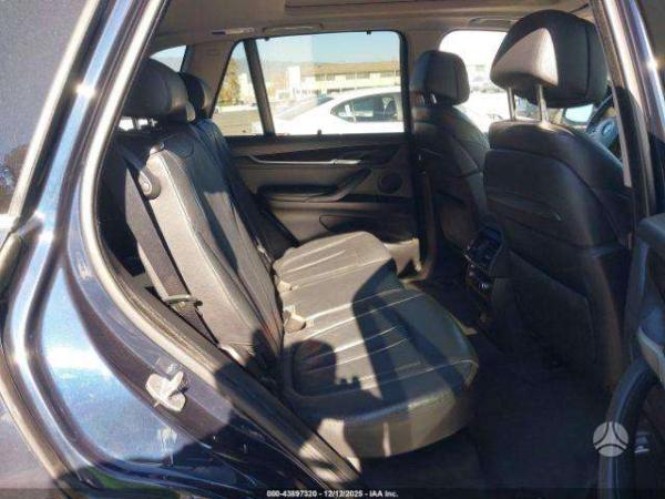 Black BMW X5 2014 in Klaipeda, with an engine capacity of 2.98 L and mileage of 137 thousand km for 4900 €, photo 8 on AUTOMOTO.COM.LV