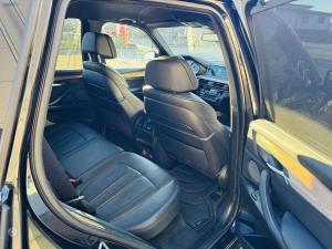 Black BMW X5 2014 in Kaunas, with an engine capacity of 2.99 L and mileage of 312 thousand km for 17300 €, photo 19 on AUTOMOTO.COM.LV