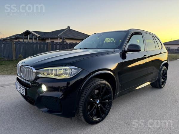 Melns BMW X5 2014 Rīga, ar dzinēja tilpumu 3.00 L un nobraukumu 261 tūkst. km par 22900 €, foto 2 vietnē AUTOMOTO.COM.LV