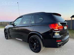 Melns BMW X5 2014 Rīga, ar dzinēja tilpumu 3.00 L un nobraukumu 261 tūkst. km par 22900 €, foto 4 vietnē AUTOMOTO.COM.LV