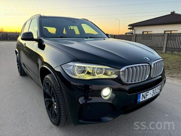 Melns BMW X5 2014 Rīga, ar dzinēja tilpumu 3.00 L un nobraukumu 261 tūkst. km par 22900 €, foto 5 vietnē AUTOMOTO.COM.LV