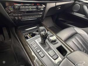 Melns BMW X5 2014 Viļņa, ar dzinēja tilpumu 4.40 L un nobraukumu 178 tūkst. km par 18900 €, foto 30 vietnē AUTOMOTO.COM.LV