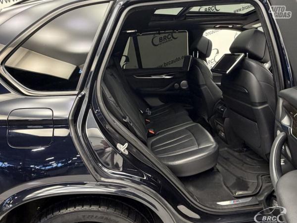 Black BMW X5 2014 in Avizieniai, with an engine capacity of 4.40 L and mileage of 178 thousand km for 18900 €, photo 10 on AUTOMOTO.COM.LV