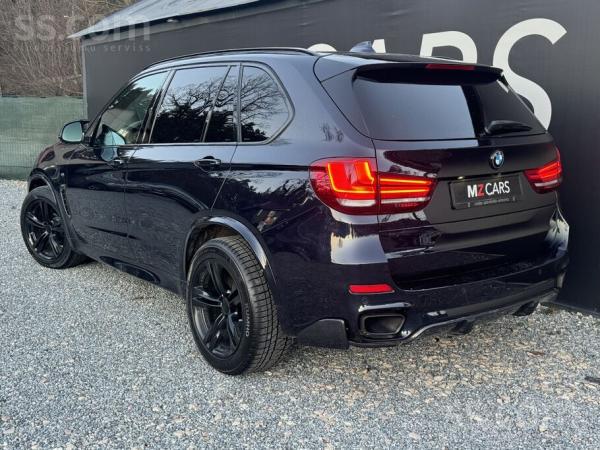 Melns BMW X5 2014 Rīga, ar dzinēja tilpumu 3.00 L un nobraukumu 270 tūkst. km par 20490 €, foto 3 vietnē AUTOMOTO.COM.LV