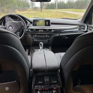 Melns BMW X5 2014 Viļņa, ar dzinēja tilpumu 3.00 L un nobraukumu 203 tūkst. km par 11700 €, foto 7 vietnē AUTOMOTO.COM.LV