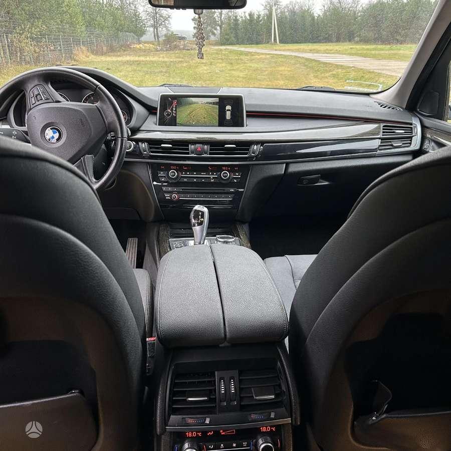 Melns BMW X5 2014 Viļņa, ar dzinēja tilpumu 3.00 L un nobraukumu 203 tūkst. km par 11700 €, foto 7 vietnē AUTOMOTO.COM.LV