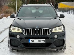 Black BMW X5 2014 in Riga, with an engine capacity of 3.00 L and mileage of 262 thousand km for 22500 €, photo 9 on AUTOMOTO.COM.LV