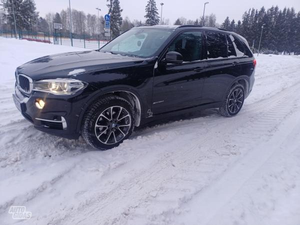 Melns BMW X5 2014 Viļņa, ar dzinēja tilpumu 3.00 L un nobraukumu 351 tūkst. km par 19999 €, foto 2 vietnē AUTOMOTO.COM.LV