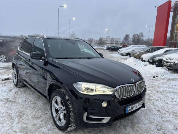 Black BMW X5 2014 in Kaunas, with an engine capacity of 2.99 L and mileage of 261 thousand km for 18750 €, photo 2 on AUTOMOTO.COM.LV