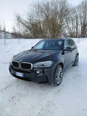 Melns BMW X5 2014 Viļņa, ar dzinēja tilpumu 2.99 L un nobraukumu 304 tūkst. km par 16500 €, foto  vietnē AUTOMOTO.COM.LV