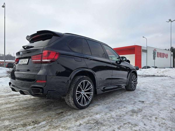 Melns BMW X5 2014 Trakai, ar dzinēja tilpumu 2.99 L un nobraukumu 360 tūkst. km par 23000 €, foto 4 vietnē AUTOMOTO.COM.LV