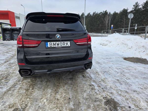 Melns BMW X5 2014 Trakai, ar dzinēja tilpumu 2.99 L un nobraukumu 360 tūkst. km par 23000 €, foto 6 vietnē AUTOMOTO.COM.LV