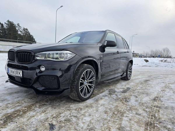 Melns BMW X5 2014 Trakai, ar dzinēja tilpumu 2.99 L un nobraukumu 360 tūkst. km par 23000 €, foto 9 vietnē AUTOMOTO.COM.LV
