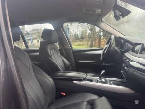 Melns BMW X5 2014 Rīga, ar dzinēja tilpumu 2.99 L un nobraukumu 310 tūkst. km par 14299 €, foto 12 vietnē AUTOMOTO.COM.LV
