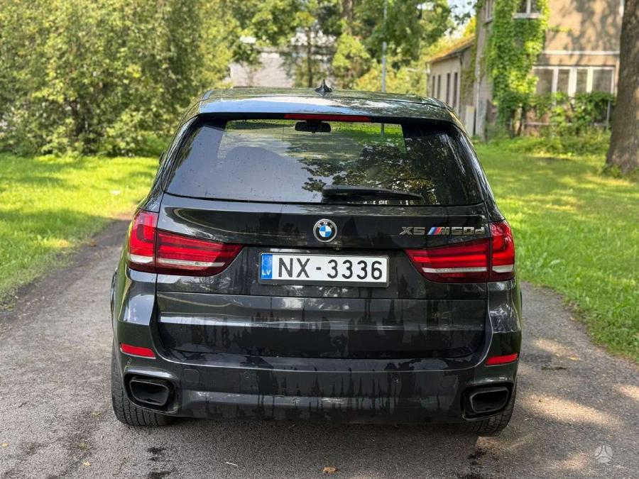 Melns BMW X5 2014 Rīga, ar dzinēja tilpumu 2.99 L un nobraukumu 350 tūkst. km par 15800 €, foto 3 vietnē AUTOMOTO.COM.LV
