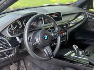 Melns BMW X5 2014 Rīga, ar dzinēja tilpumu 2.99 L un nobraukumu 350 tūkst. km par 15800 €, foto 7 vietnē AUTOMOTO.COM.LV