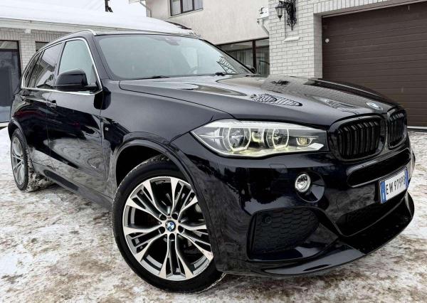 Melns BMW X5 2014 Kaišiadorys, ar dzinēja tilpumu 0.00 L un nobraukumu 304 tūkst. km par 18850 €, foto 1 vietnē AUTOMOTO.COM.LV