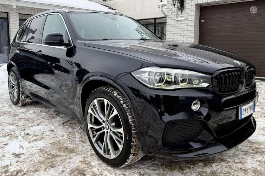 Melns BMW X5 2014 Kaišiadorys, ar dzinēja tilpumu 0.00 L un nobraukumu 304 tūkst. km par 18850 €, foto 2 vietnē AUTOMOTO.COM.LV