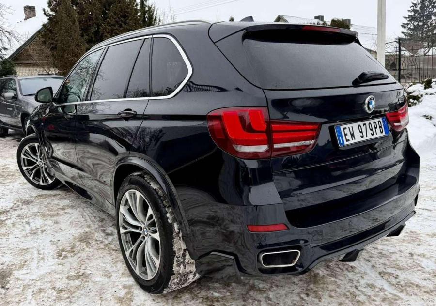 Melns BMW X5 2014 Kaišiadorys, ar dzinēja tilpumu 0.00 L un nobraukumu 304 tūkst. km par 18850 €, foto 5 vietnē AUTOMOTO.COM.LV