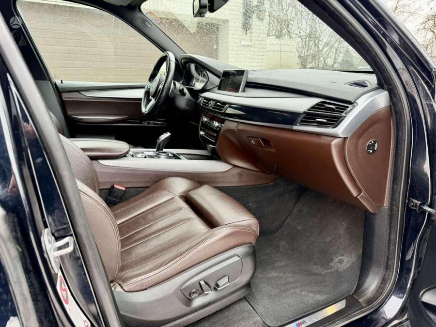 Melns BMW X5 2014 Kaišiadorys, ar dzinēja tilpumu 0.00 L un nobraukumu 304 tūkst. km par 18850 €, foto 10 vietnē AUTOMOTO.COM.LV