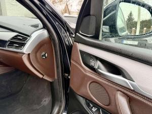 Melns BMW X5 2014 Kaišiadorys, ar dzinēja tilpumu 0.00 L un nobraukumu 304 tūkst. km par 18850 €, foto 17 vietnē AUTOMOTO.COM.LV