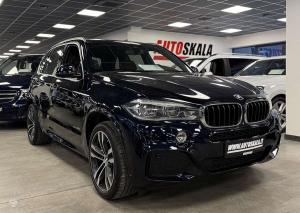 Black BMW X5 2014 in Klaipeda, with an engine capacity of 3.00 L and mileage of 291 thousand km for 22900 €, photo 28 on AUTOMOTO.COM.LV