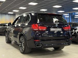 Black BMW X5 2014 in Klaipeda, with an engine capacity of 3.00 L and mileage of 291 thousand km for 22900 €, photo 35 on AUTOMOTO.COM.LV