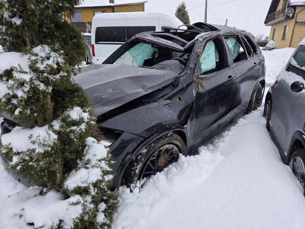 Черный БМВ Х5 2014 в Каунас, объемом двигателя 2.99 л и пробегом 230 тыс. км за 7990 €, фото 3 на AUTOMOTO.COM.LV