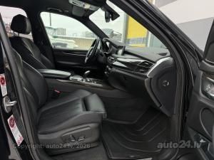 Black BMW X5 2014 in Tallinn, with an engine capacity of 2.00 L and mileage of 246 thousand km for 17500 €, photo 8 on AUTOMOTO.COM.LV